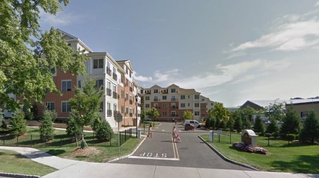 The Plaza at Tenafly Apartments - Tenafly, NJ | Apartments.com
