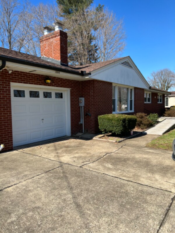 10 Simpson Pl, Point Pleasant, WV 25550 | Apartments.com