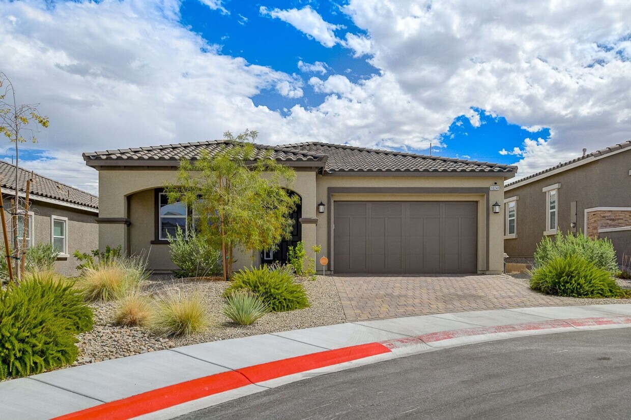 10241 Skye Run Ave, Las Vegas, NV 89124 - House Rental in Las Vegas, NV ...