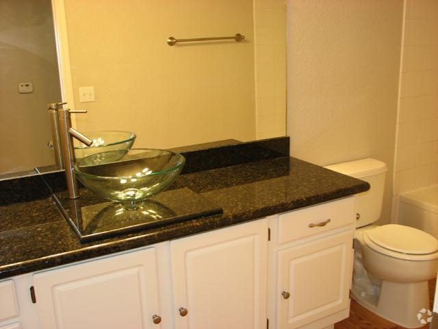 Red Rox Villas Apartments - Phoenix, AZ | Apartments.com