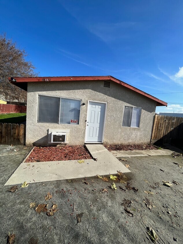 10893 Hamill St, Lemoore, CA 93245 - House Rental in Lemoore, CA ...