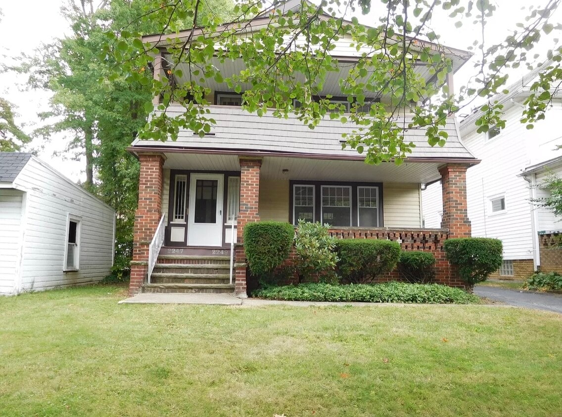 2247 Rexwood Rd, Cleveland Heights, OH 44118 - 2247 Rexwood Rd ...