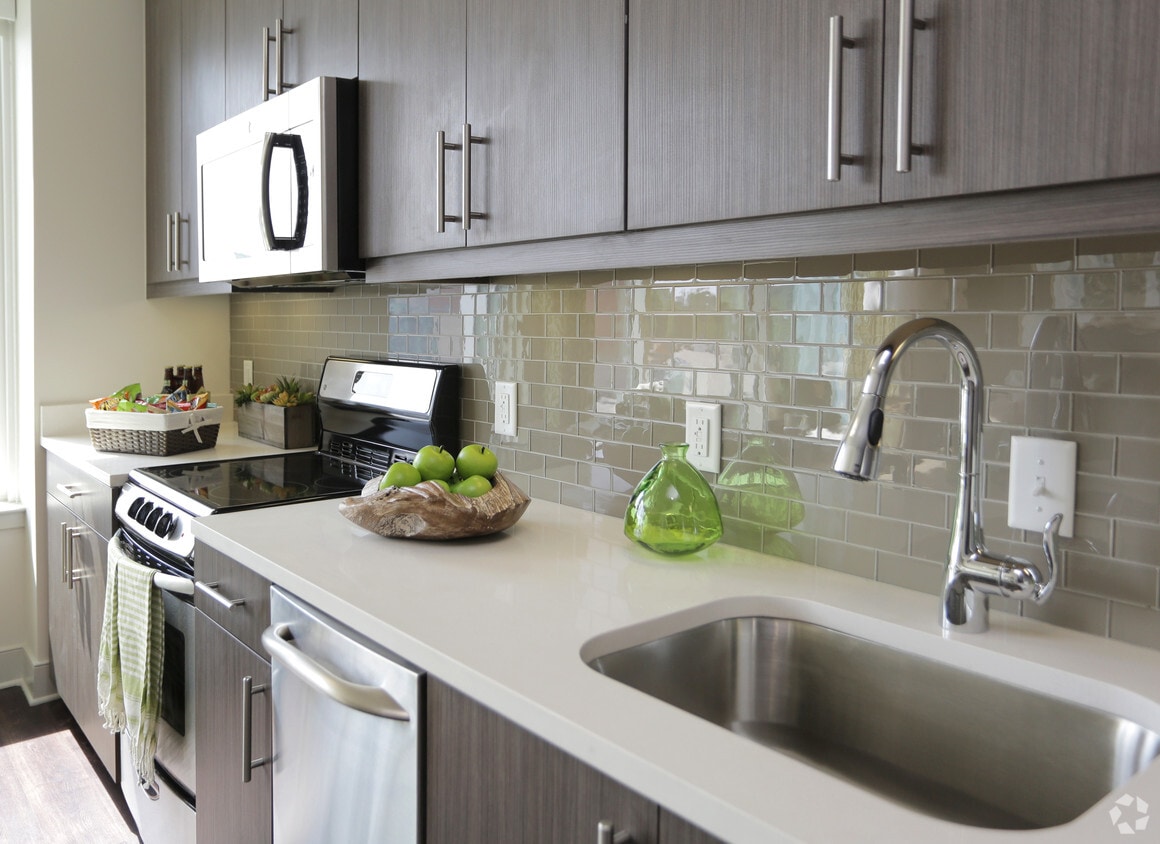 MAA Lenox - 600 Phipps Blvd Ne Atlanta, GA 30326 | Apartments.com
