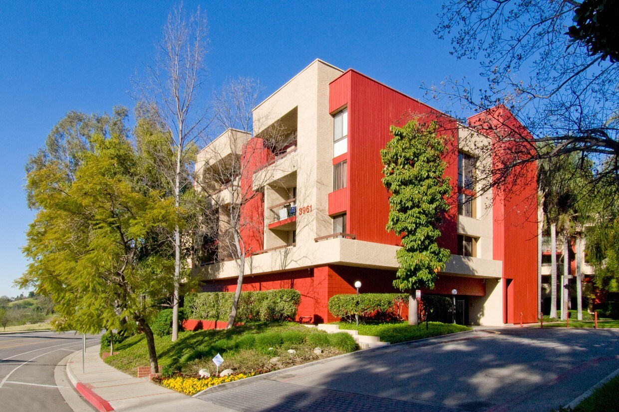 3961 Via Marisol, Los Angeles, CA 90042 - Condo for Rent in Los Angeles ...