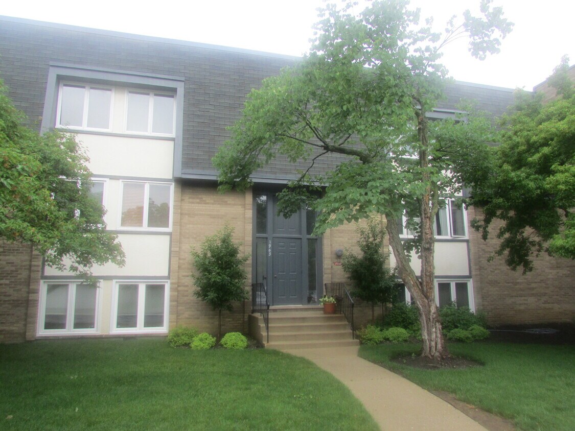 1963 Ammer Ridge Ct Unit 301, Glenview, IL 60025 - Condo for Rent in ...