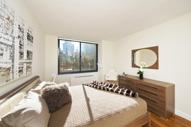 The Ritz Plaza Rentals - New York, NY | Apartments.com