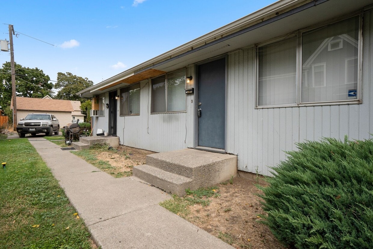 816 W Cleveland Ave Unit 818, Spokane, WA 99205 - Room for Rent in ...