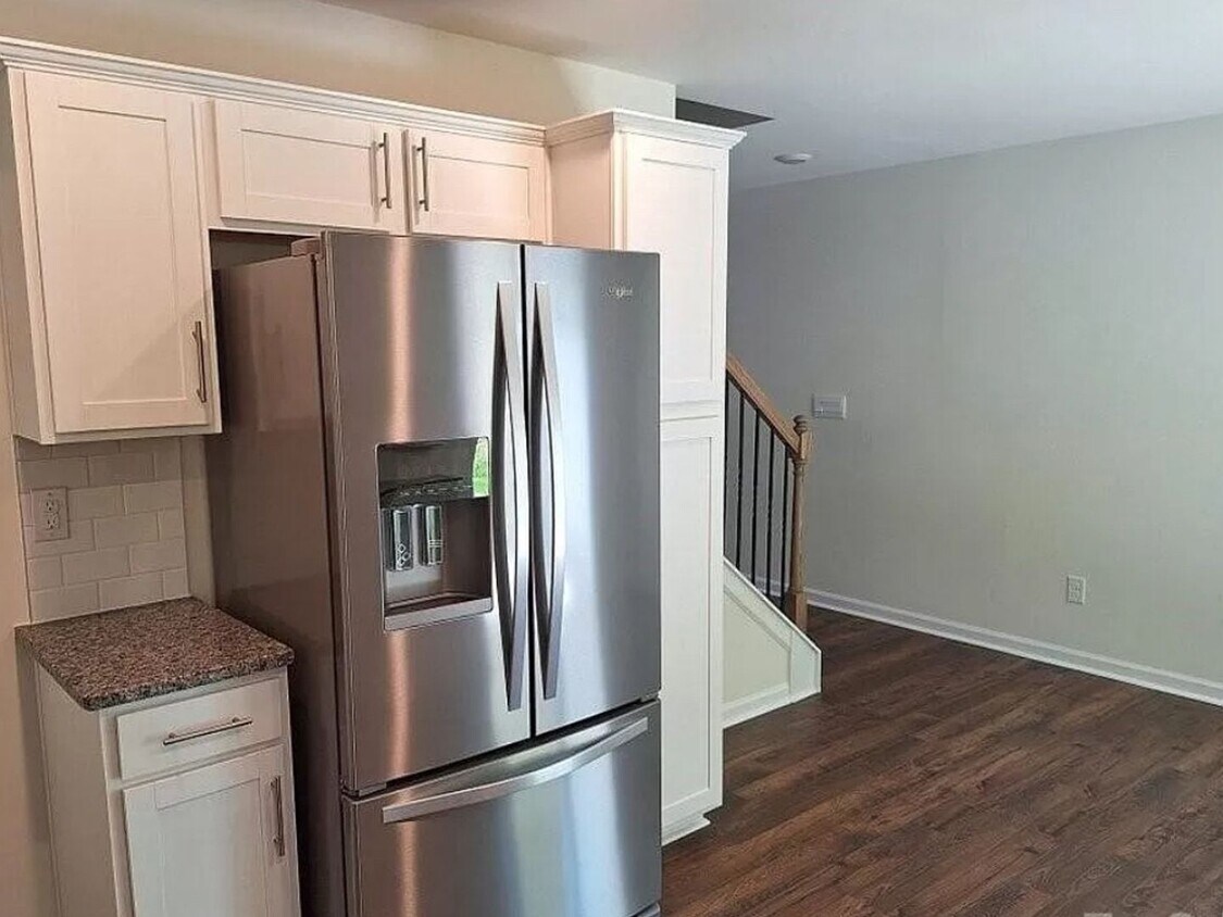 15 Virginia Cmns Dr, Arden, NC 28704 - Townhome Rentals in Arden NC ...