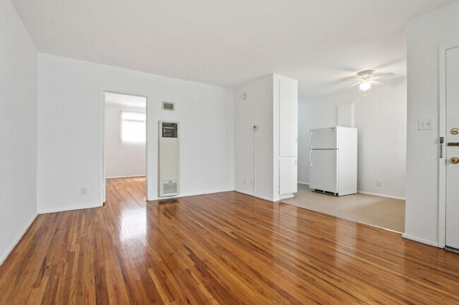 10910 Santa Monica Blvd Unit 03C, Los Angeles, CA 90025 | Apartments.com