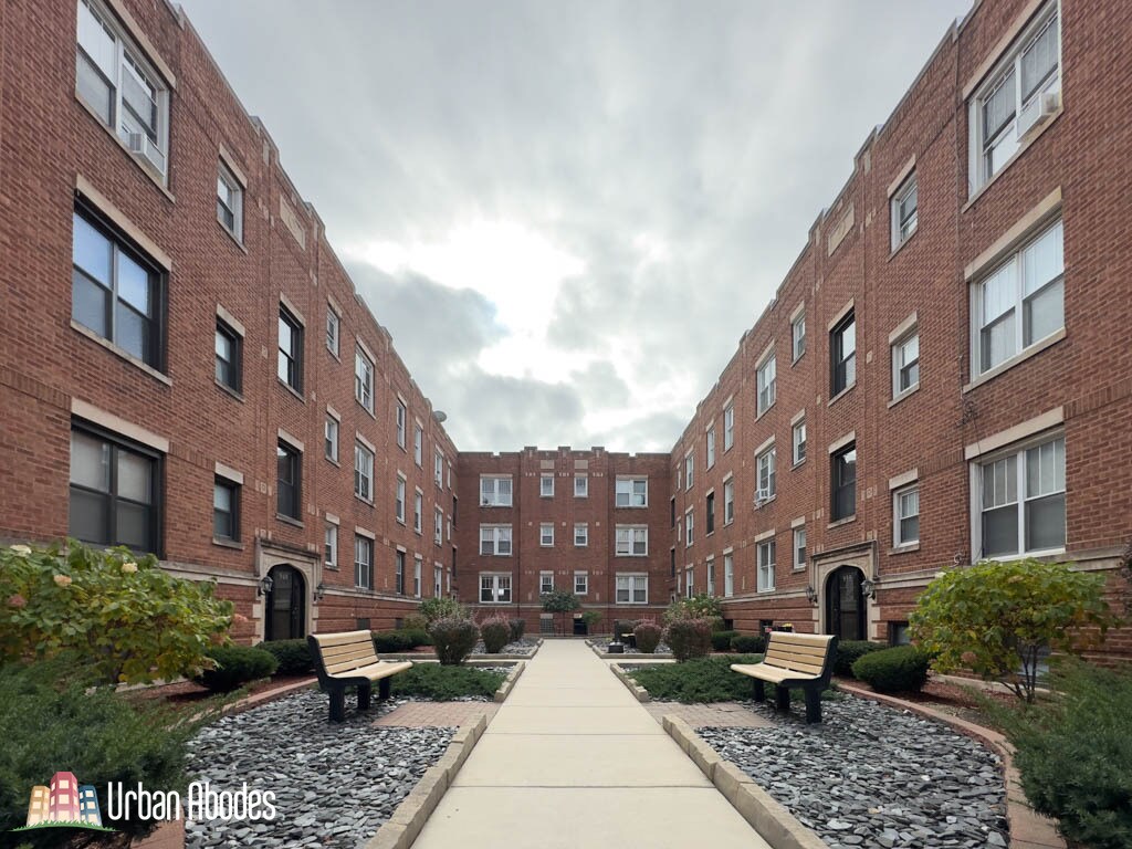 953 W Cornelia Ave Unit 2C, Chicago, IL 60657 - Apartments in Chicago ...