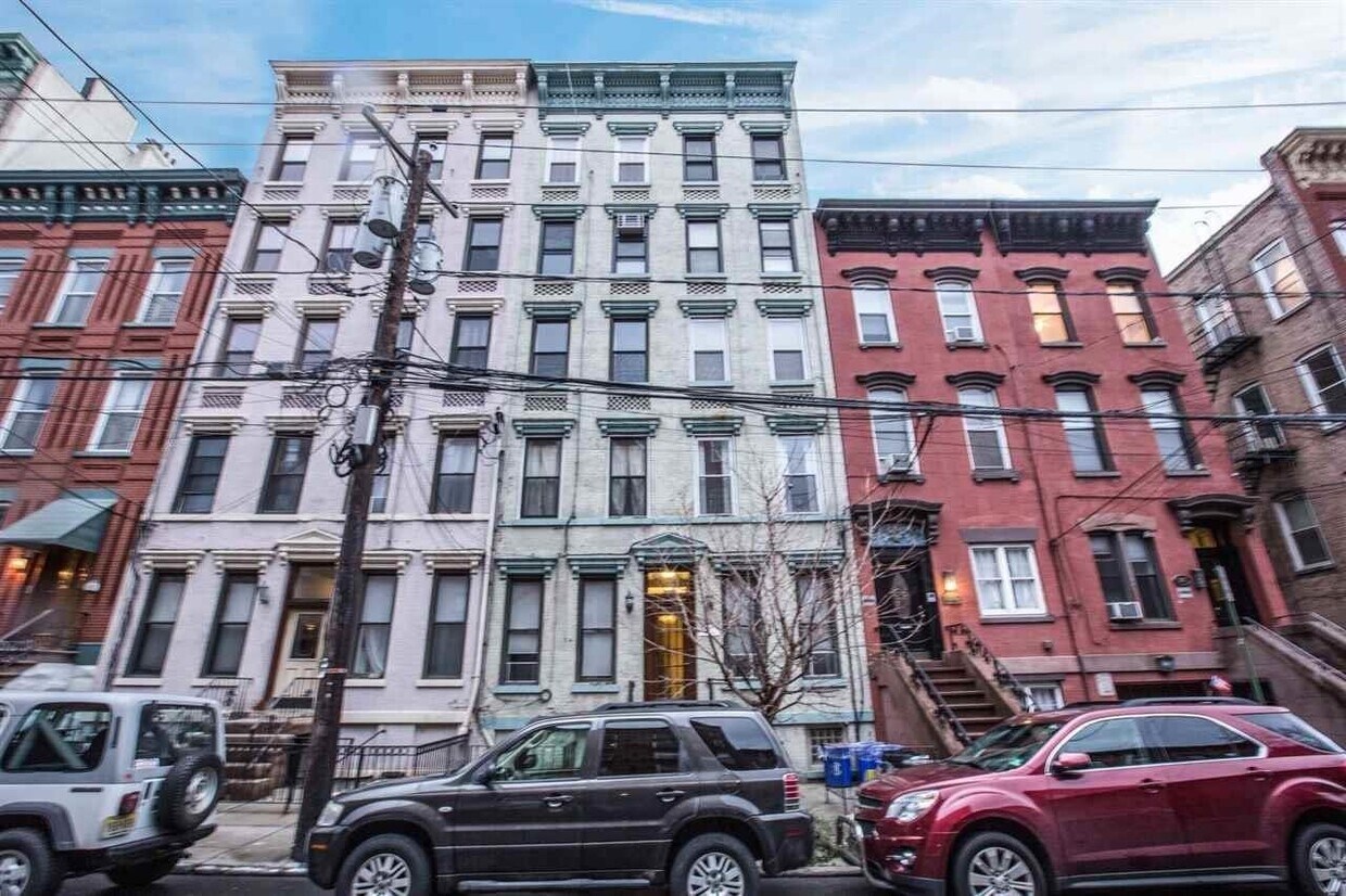 1011 Park Ave Unit 3R, Hoboken, NJ 07030 - Condo for Rent in Hoboken ...