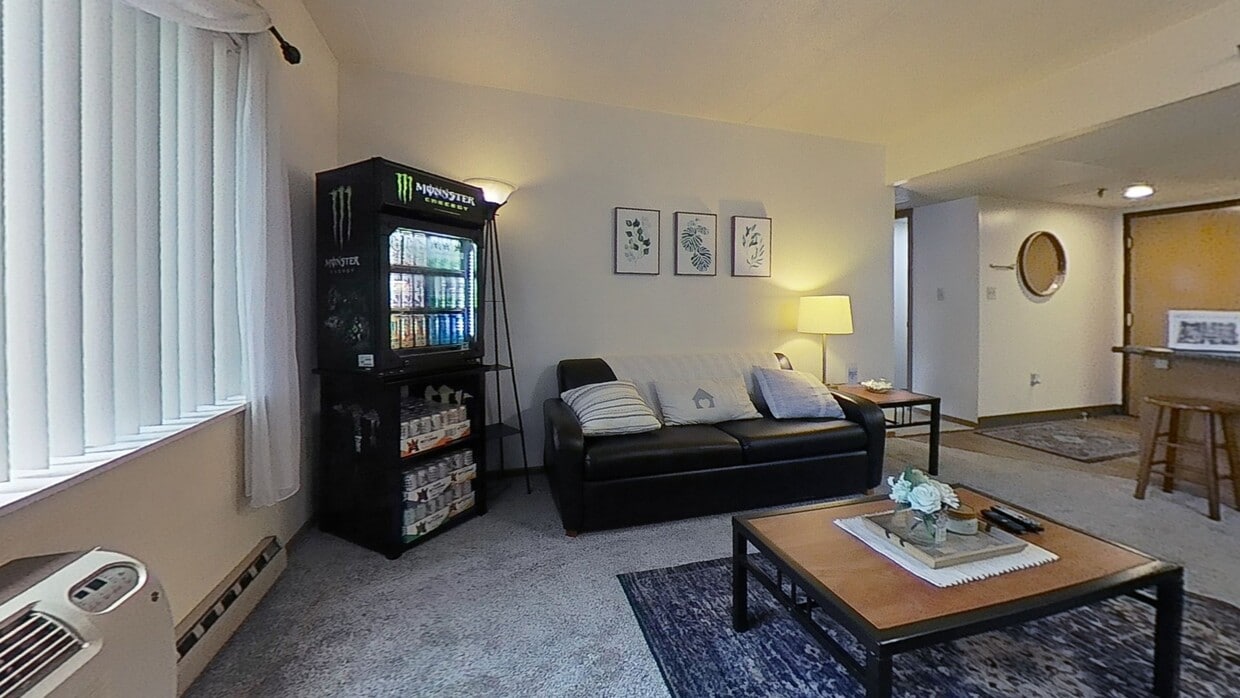 Meridian on College Avenue Apartments | Penn State University | Off ...