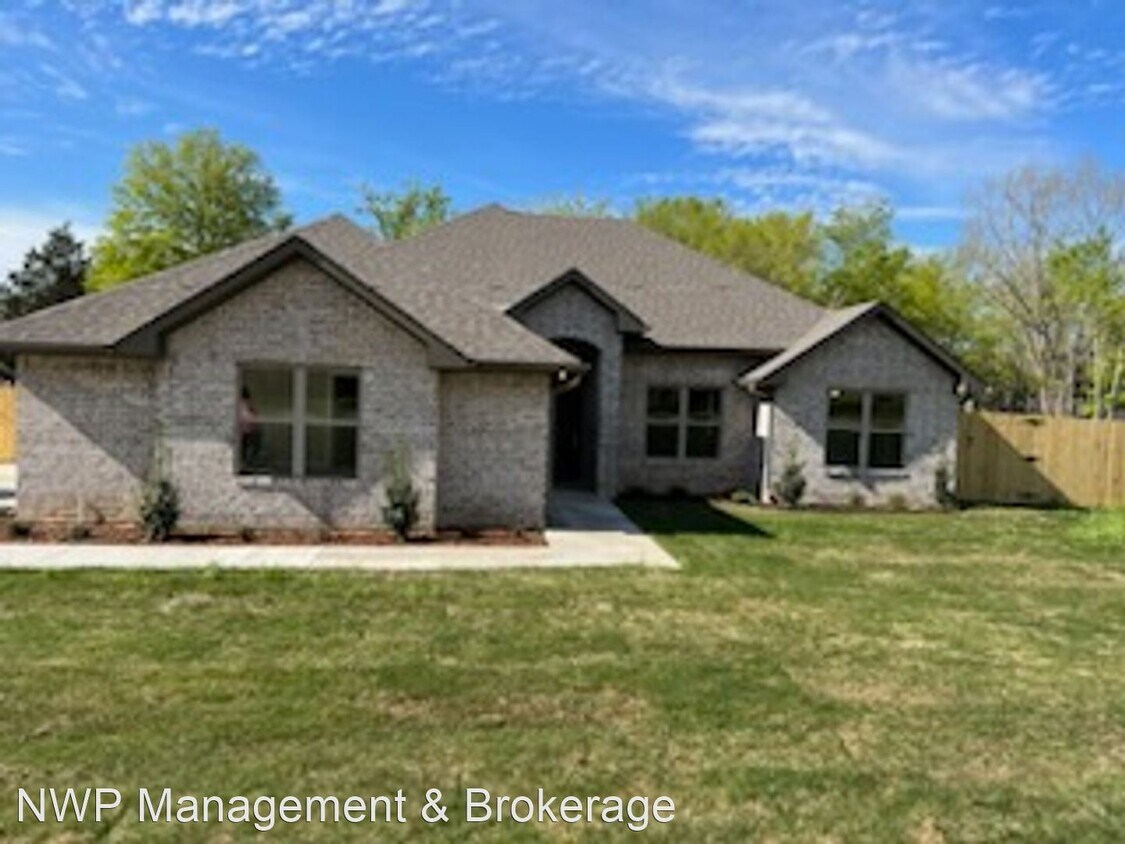 14171 CR 168, Flint, TX 75762 - House Rental in Flint, TX | Apartments.com