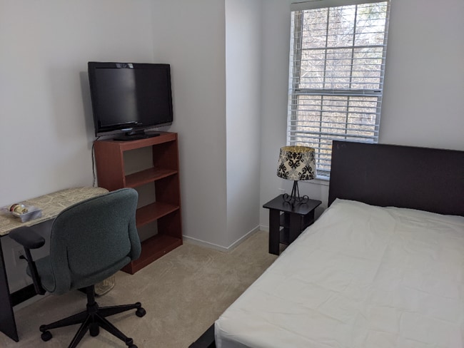 Apartments for Rent in Burkeshire Commons, Burke - 3 Rentals ...