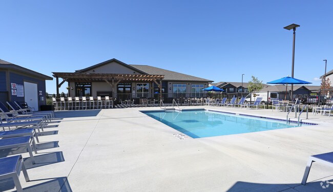 Market Square Apartments Apartments - 3100 Market Ln Kenosha, WI ...