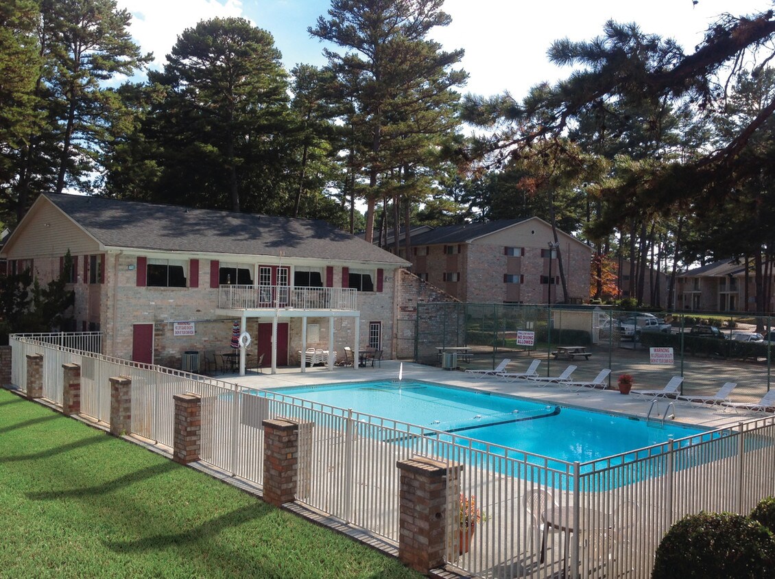 Crown Pointe Apartment Homes Apartments - 201 Powell Mill Rd ...