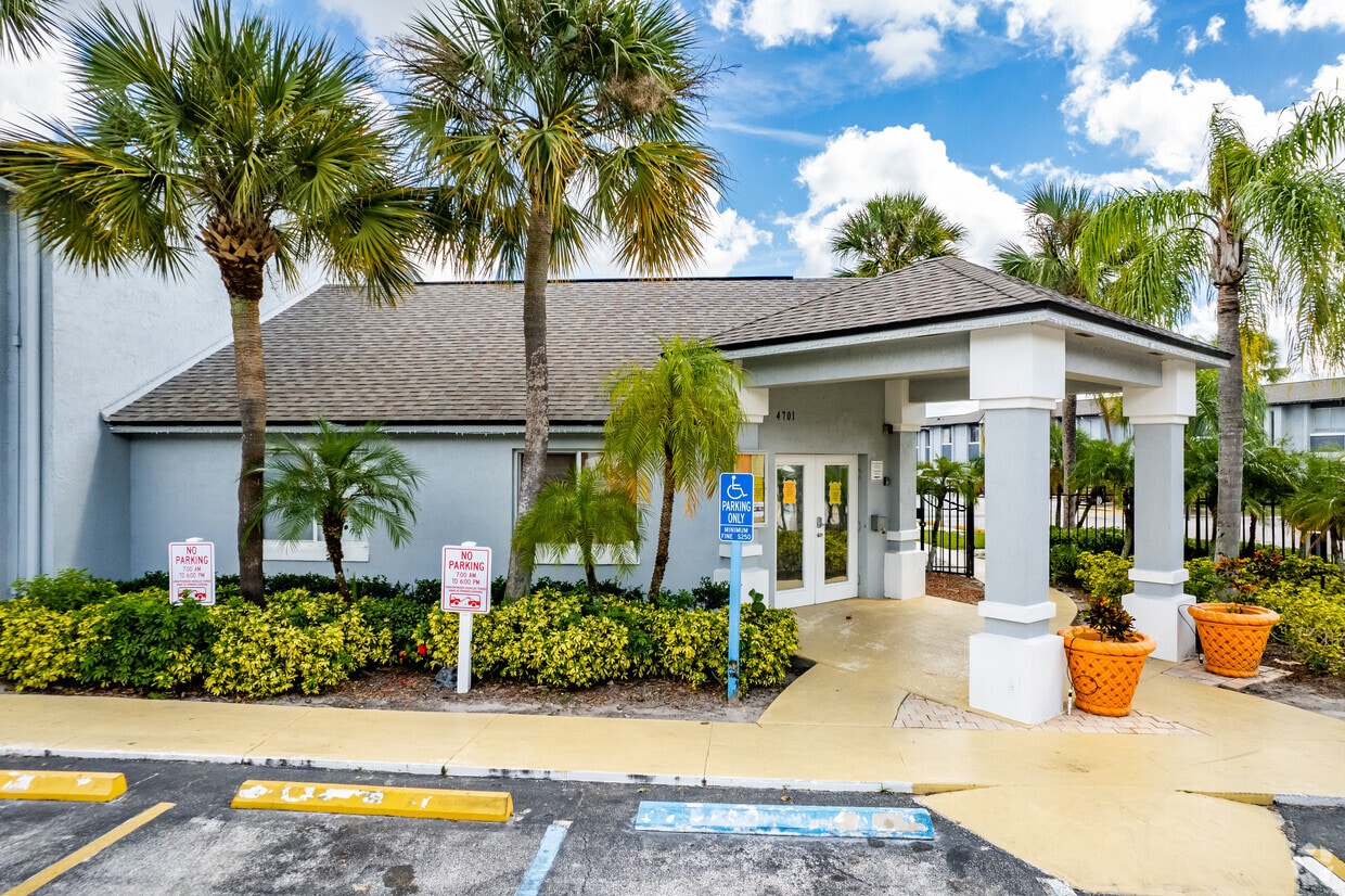 Millennium Palms Condominiums - 4701 S Texas Ave Orlando, FL 32839 ...