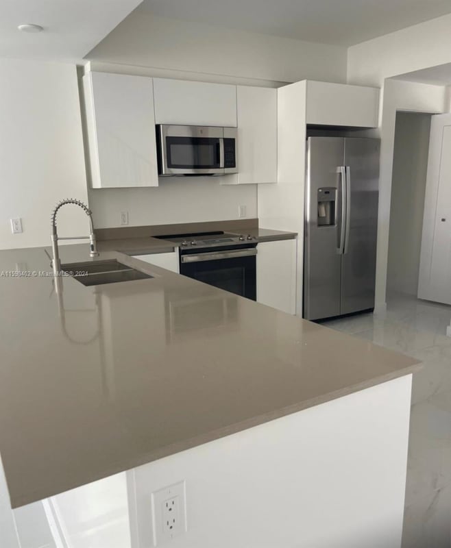 5523 S Oaks Pl, Fort Lauderdale, FL 33314 | Apartments.com