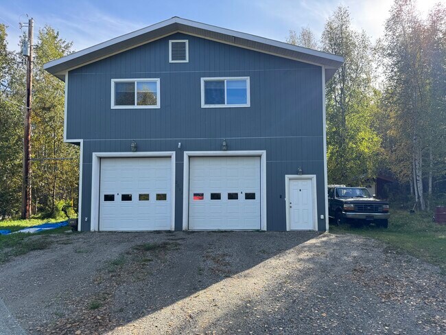 Apartments for Rent with Garages in North Pole, AK