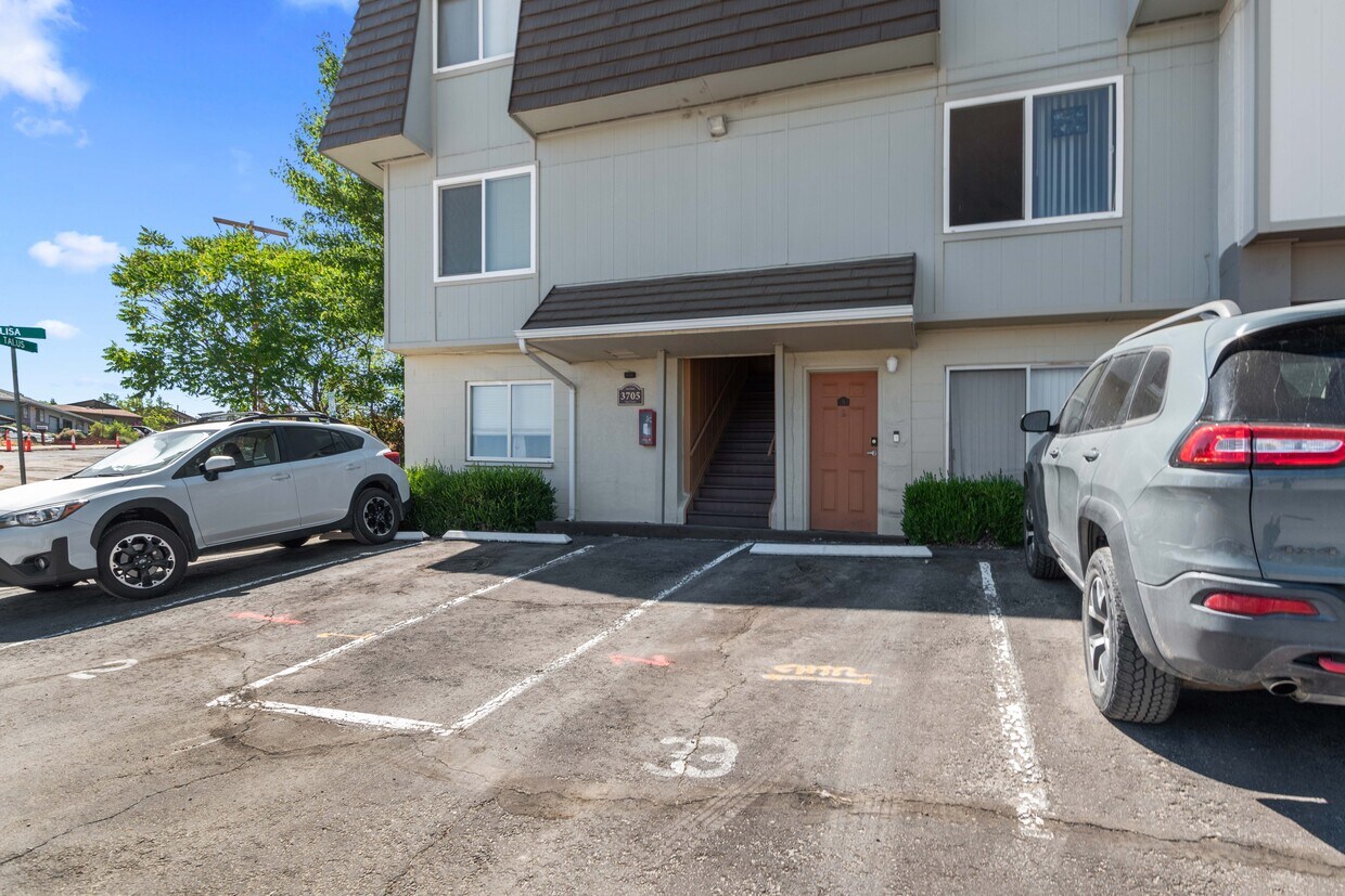 3705 Lisa Ct Unit B, Reno, NV 89503 - Condo for Rent in Reno, NV ...