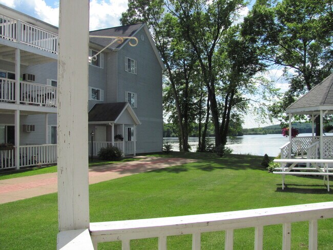 Lake Pointe Apartments - Apartments in Schofield, WI | Apartments.com