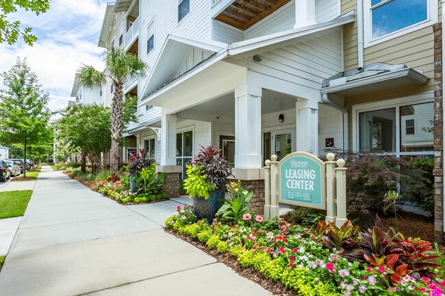 Crowne at Live Oak Square - 3014 Reva Ridge Dr Johns Island, SC ...