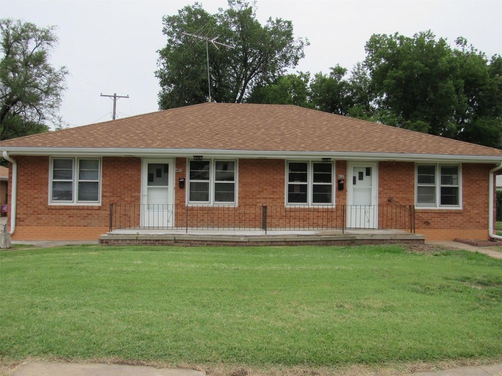 412 W Prescott Ave, Salina, KS 67401 - Room for Rent in Salina, KS ...