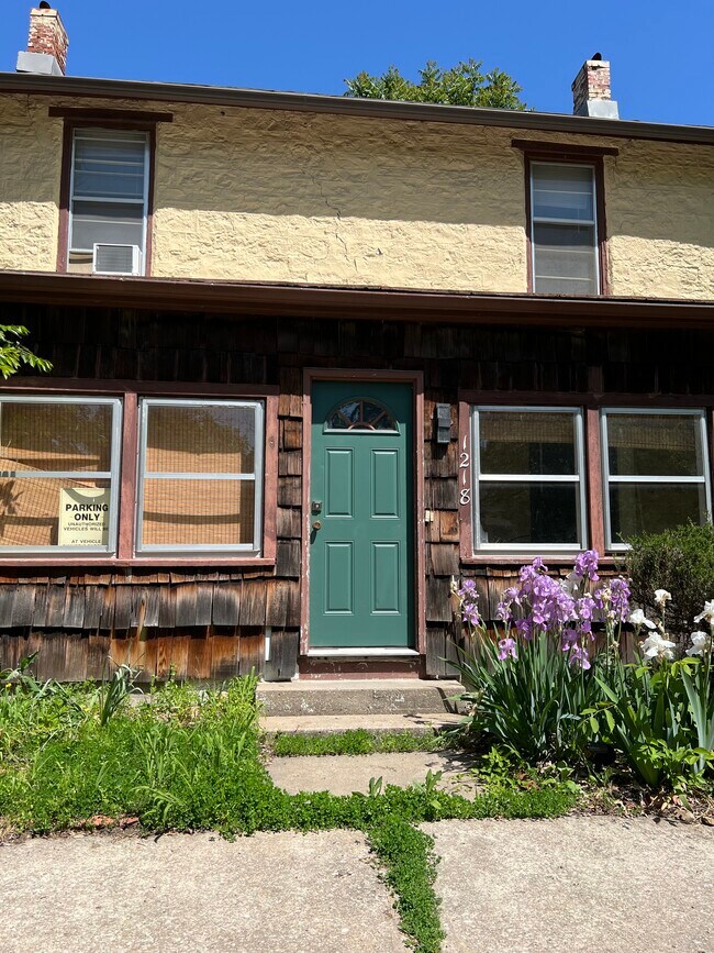 East Lawrence Apartments for Rent with Extra Storage - Lawrence, KS ...