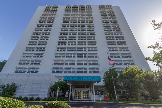 Bay Pointe Tower Apartments - South Pasadena, FL | Apartments.com