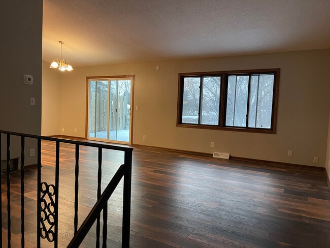 4075 Gettysburg Ave N, New Hope, MN 55427 - Townhome Rentals in New ...