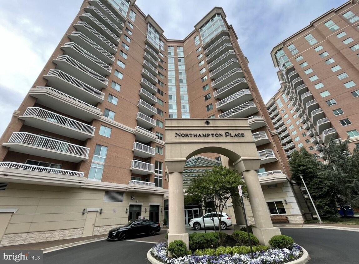 3101 N Hampton Dr Unit 1606, Alexandria, VA 22302 - Room for Rent in ...