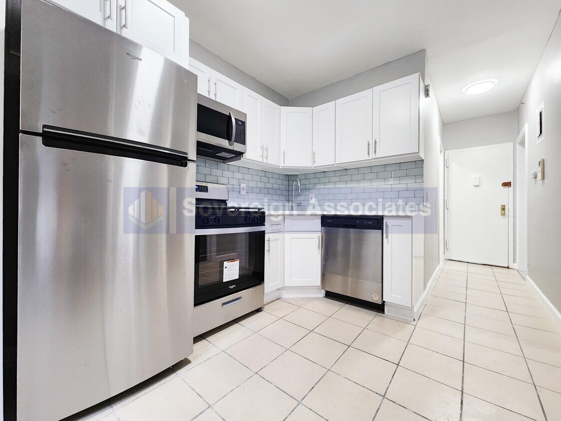 213 W 3rd St Unit 2B, Mount Vernon, NY 10550 | Apartments.com