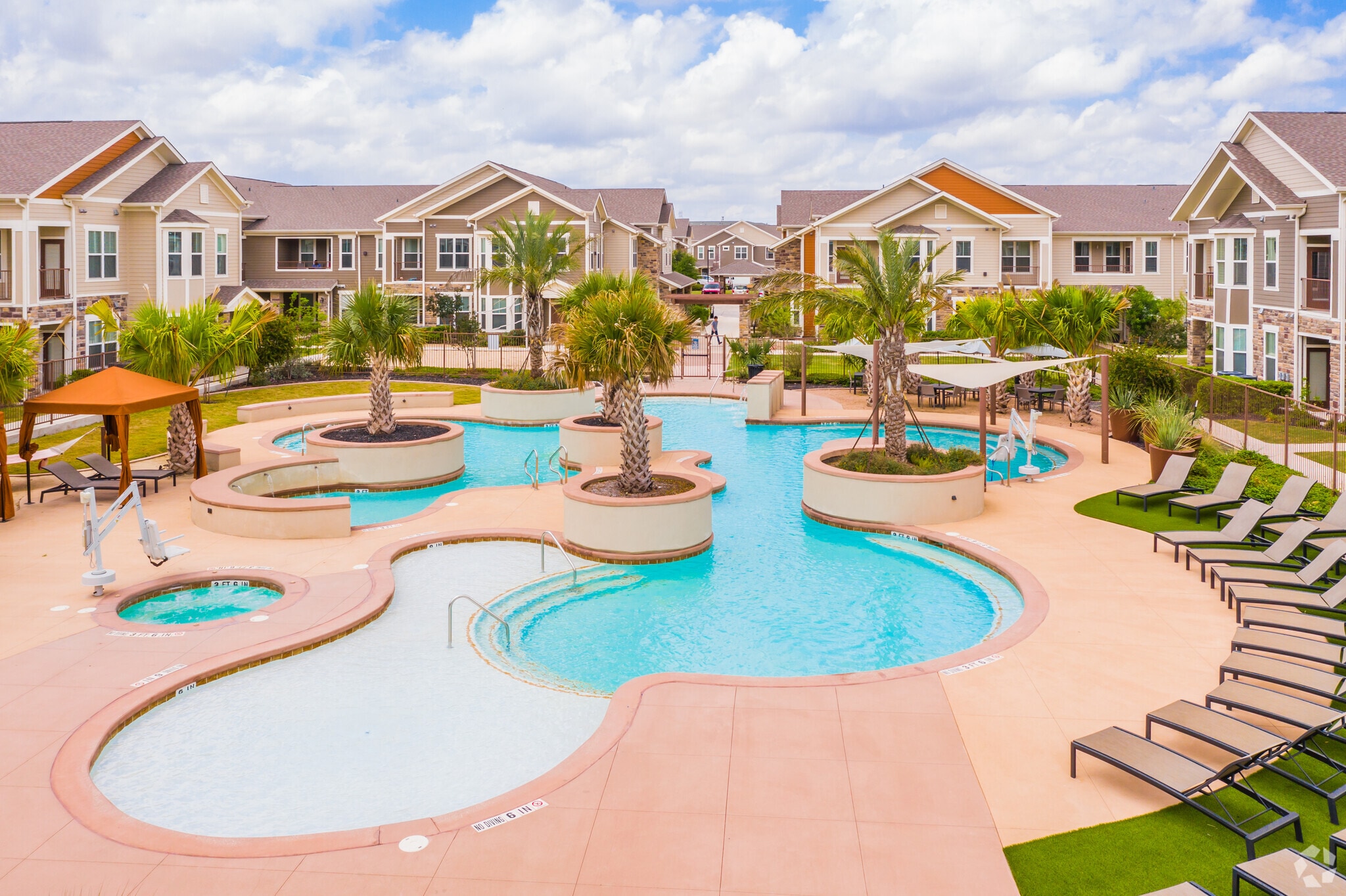 Echelon Apartments San Antonio