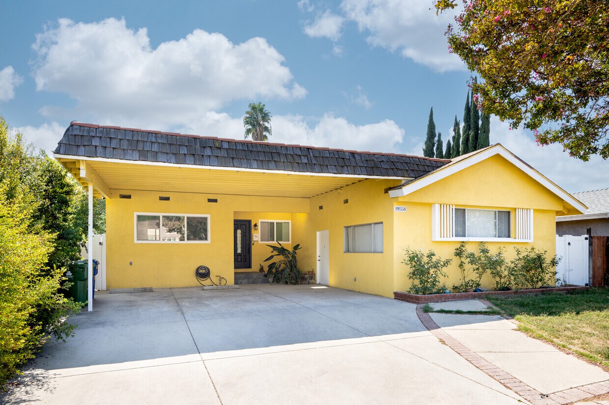 19558 Gault St, Reseda, CA 91335 - House Rental in Reseda, CA ...