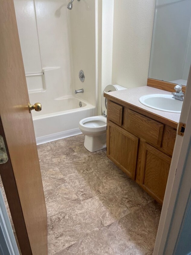 Quail Ridge Apartments - 1403-1407 S 18th Ave Yakima, WA 98902 ...