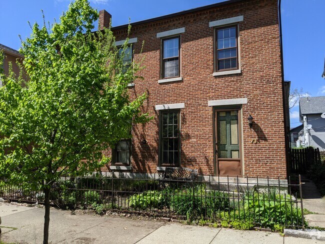 South Park Apartments for Rent with a Garage - Dayton, OH - 2 Rentals ...