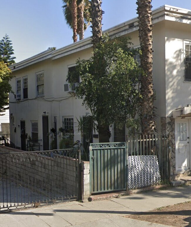 1404 Silver Lake Blvd Unit One Quarter, Los Angeles, CA 90026 - 1404 ...