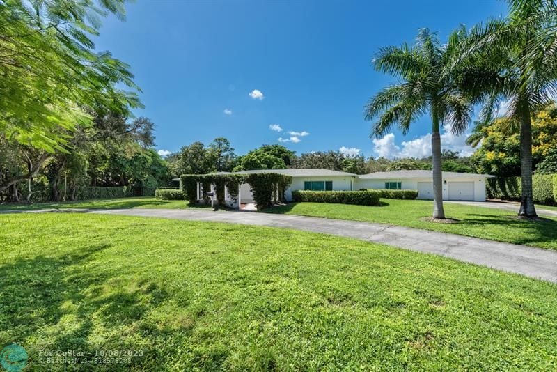 9040 SW 64th Ct, Pinecrest, FL 33156 - House Rental in Pinecrest, FL | Apartments.com