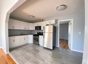 Throgs Neck-Edgewater Park Apartments for Rent with Hardwood Floors ...