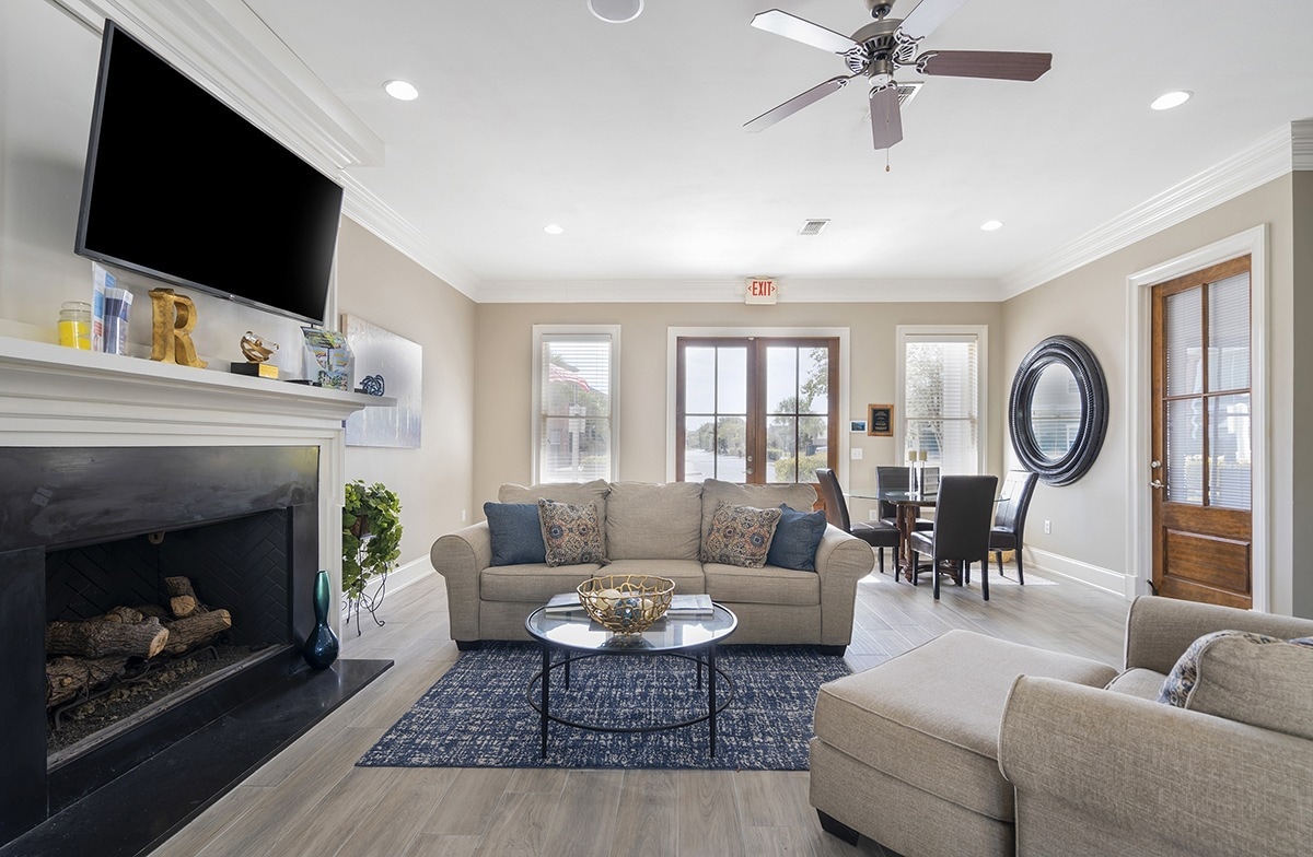 Reflections of Island Park Apartments - 2600 Celebration Cove ...