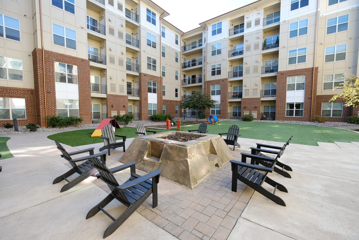 The Pavilion at North Grounds - 2101 Arlington Blvd Charlottesville, VA ...