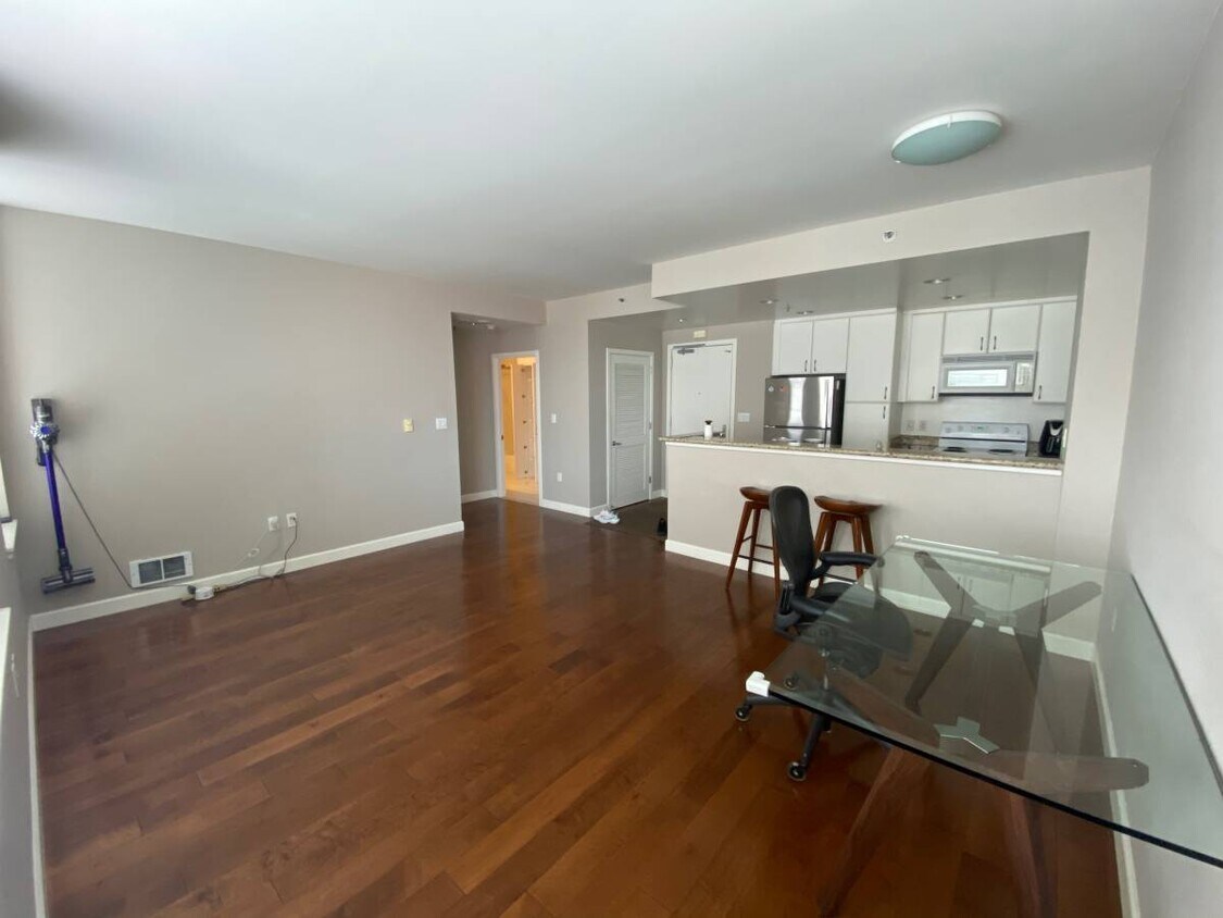 250 King St Unit 736 with parking, San Francisco, CA 94107 - Condo for ...