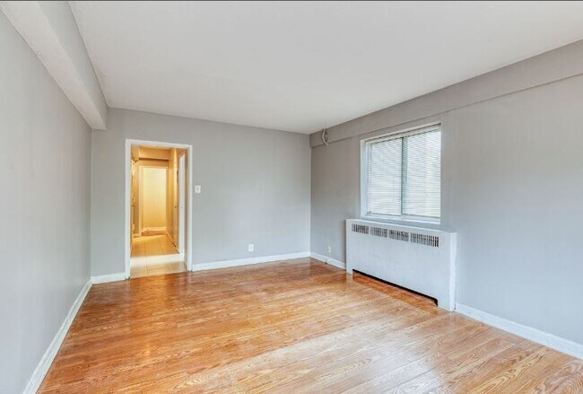 Regency Village Apartments - Philadelphia, PA | Apartments.com