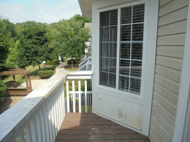 11 S Treehouse Ln, Round Lake, IL 60073 - Townhome Rentals in Round ...