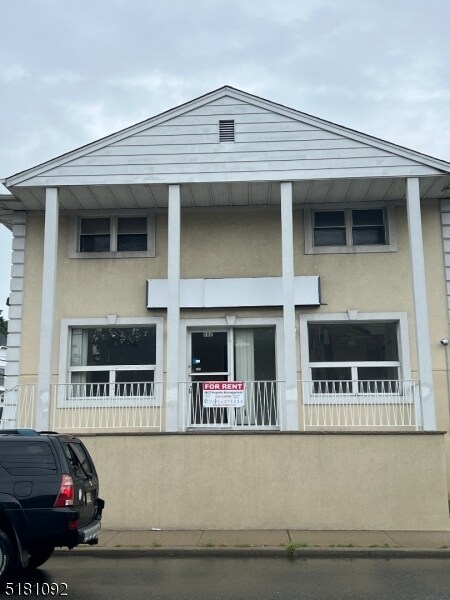 282 Main St, Lodi, NJ 07644 - Room for Rent in Lodi, NJ | Apartments.com