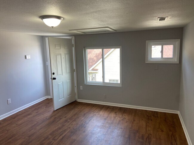 1919 Hoitt Ave Unit Apt 2, Knoxville, TN 37917 - Room for Rent in ...