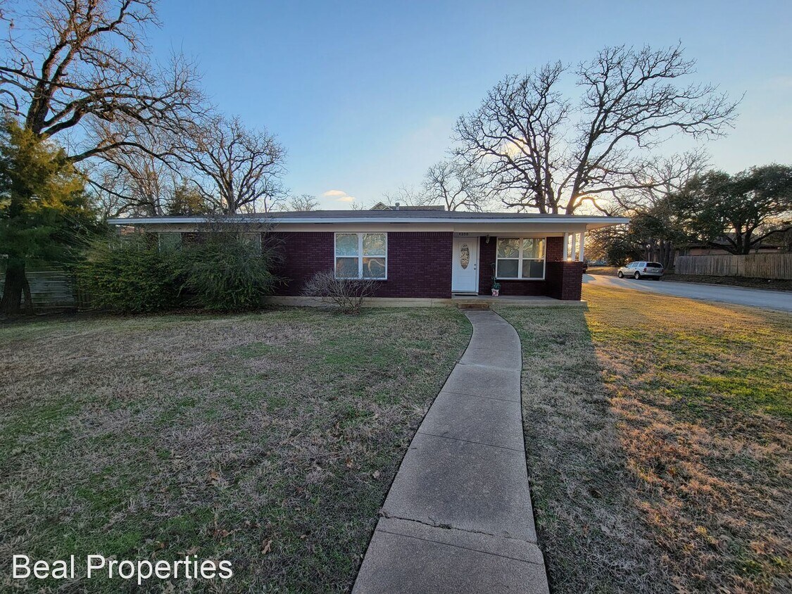 4200 Oaklawn St, Bryan, TX 77801 - House Rental in Bryan, TX ...