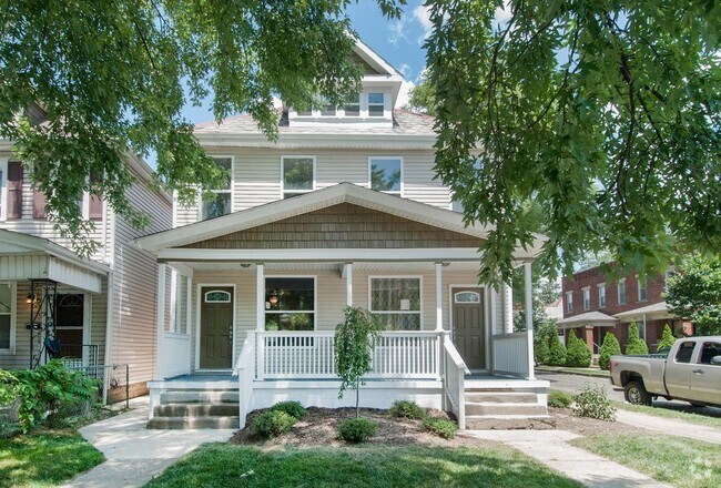 Merion Village Apartments for Rent with a Yard - Columbus, OH - 5 ...