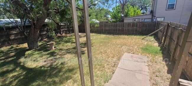 2111 Runnels St Unit #2, Big Spring, TX 79720 - Condo for Rent in Big ...