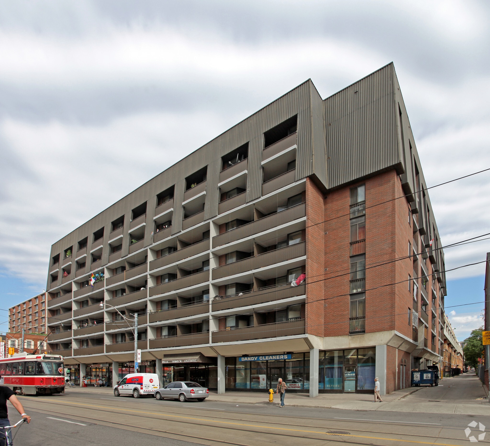 William Dennison Apartments Appartements - 310 Dundas St E Toronto, ON ...